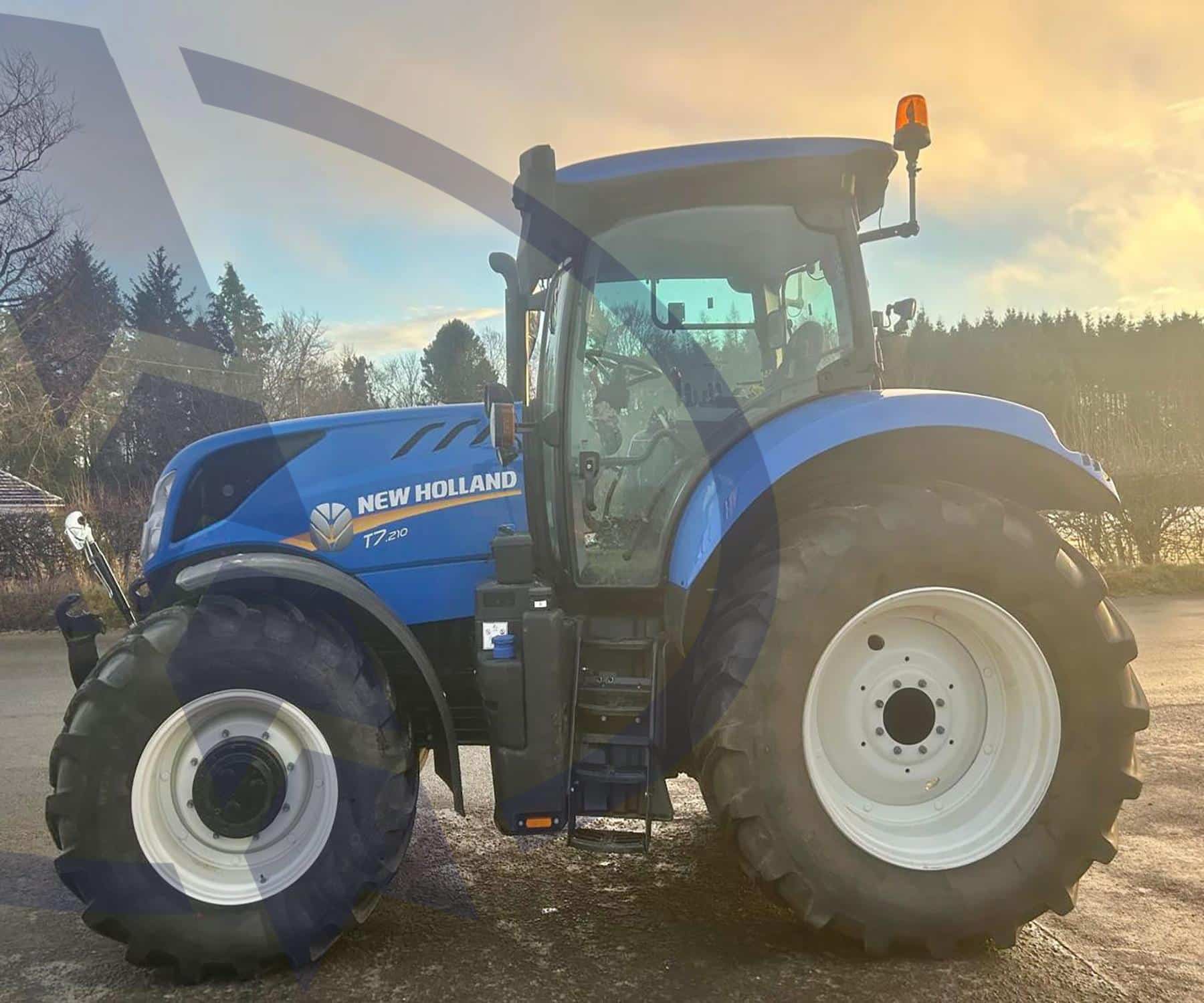 New Holland T7.210 RC Tractor - Agricar